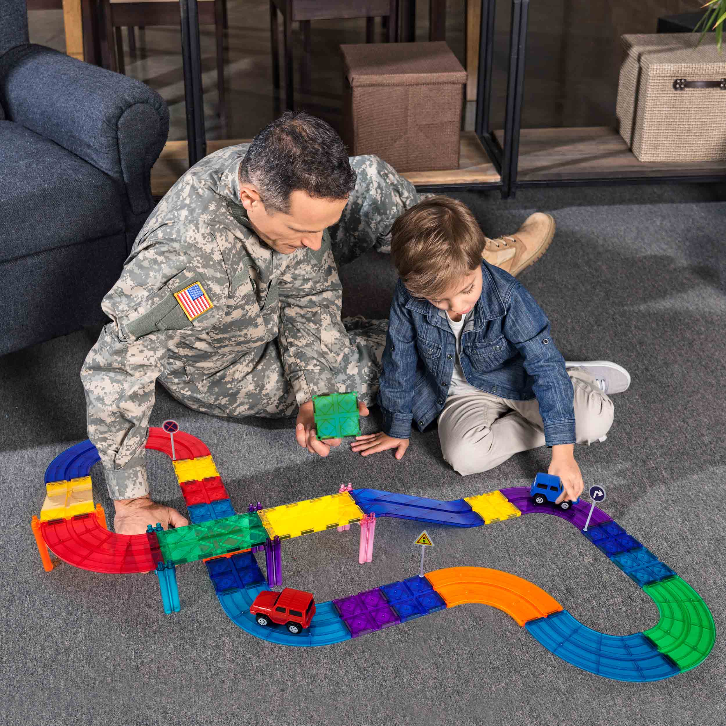 PicassoTiles Magnetic Race Car Track with Trucks Building Set ...